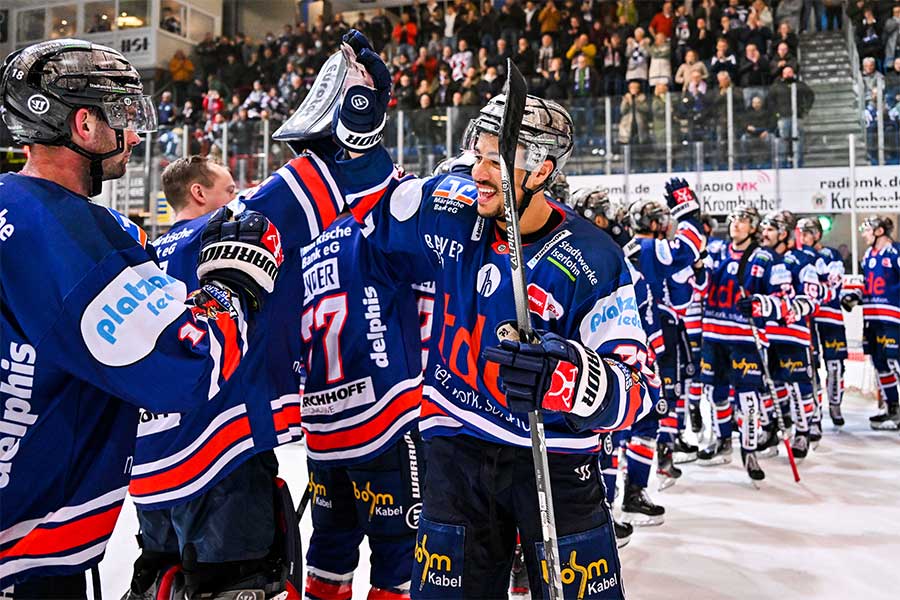 Roosters verlängern Vertrag mit Ugbekilé - Eishockey Freunde